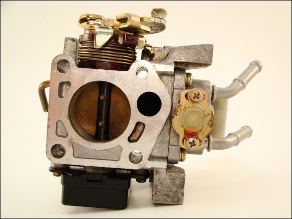 Throttle body 2221087220 Daihatsu Cuore L5 Move L601 0.8L 31 kW, 75,00