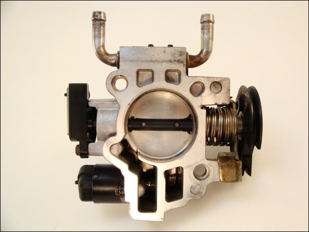 Throttle body DPI-4 96143585 17059602 17106681 Daewoo Nexia 1.5 55 kW ...