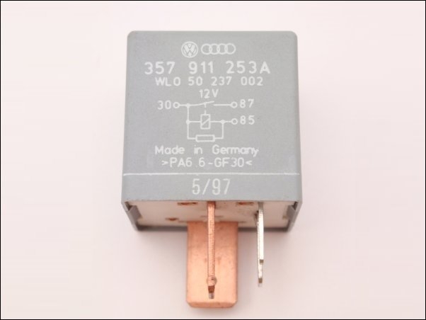 Relay No.104 VW 357-911-253-A 50-237-002 WLO 12V glow plug control unit ...
