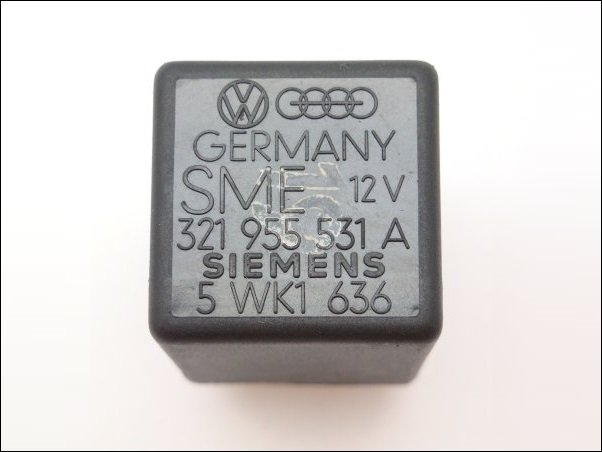 Wiper interval Relay No.19 VW 321-955-531-A 5-WK1-636 Siemens Golf I ...